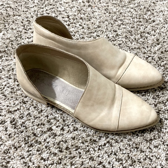 Miim | Shoes | Slip On Cream Colored Loafer With Open Ankle A Block ...